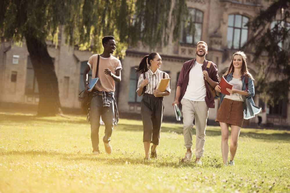 How to Help Your Kids Choose the Right College - Rachel Bustin